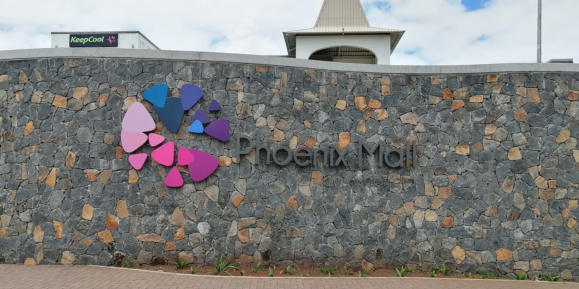 Zigzag Ltée - Expert in custom indoor and outdoor signage in Mauritius.